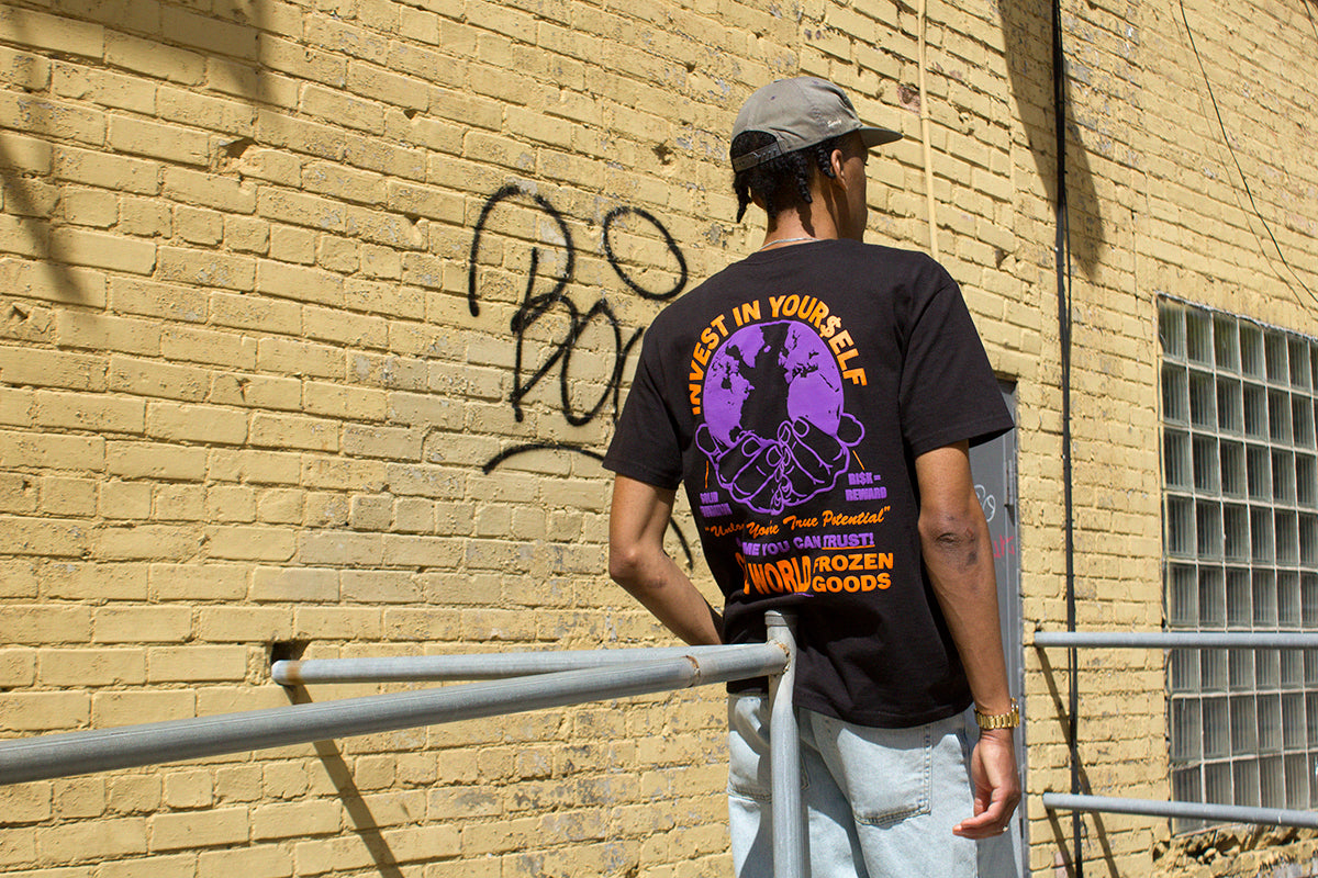 COLD WORLD FROZEN GOODS – Premier